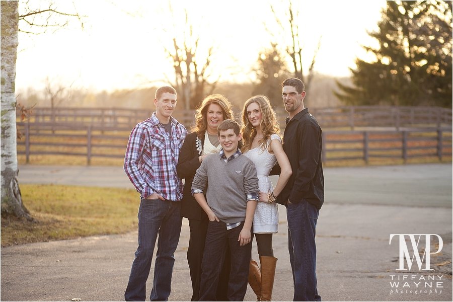 A Beautiful Fall Family Session with the Bray Family! ~ Tiffany Wayne ...